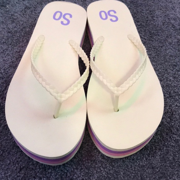 SO | Shoes | Platform Fit Like A Size 9 So Flip Flops | Poshmark